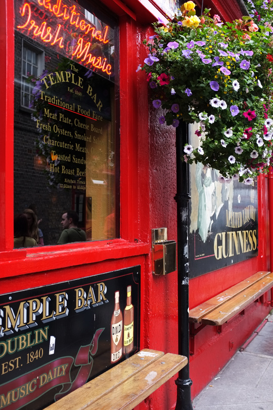 Dublin – Trinity College, Temple Bar, Dublin Castle, St Stephen's Green ...